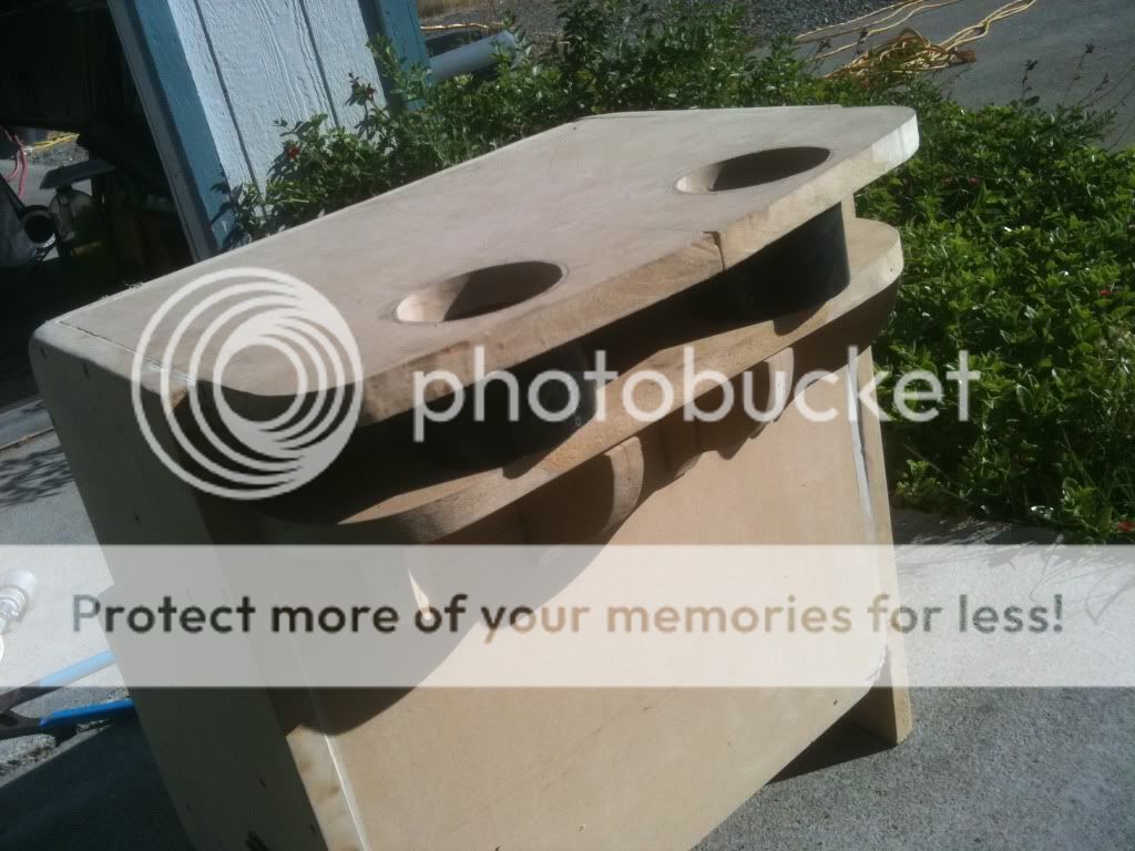 Custom rear center console/sub box | Ford Powerstroke Diesel Forum