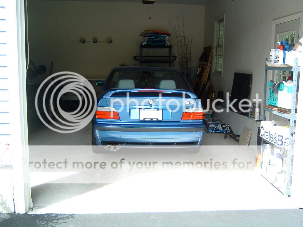 arched rear wing spoiler....